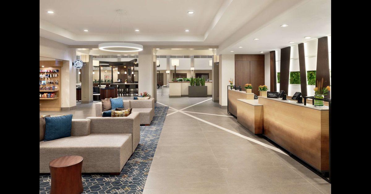 Embassy Suites by Hilton Cincinnati RiverCenter in Covington, the ...