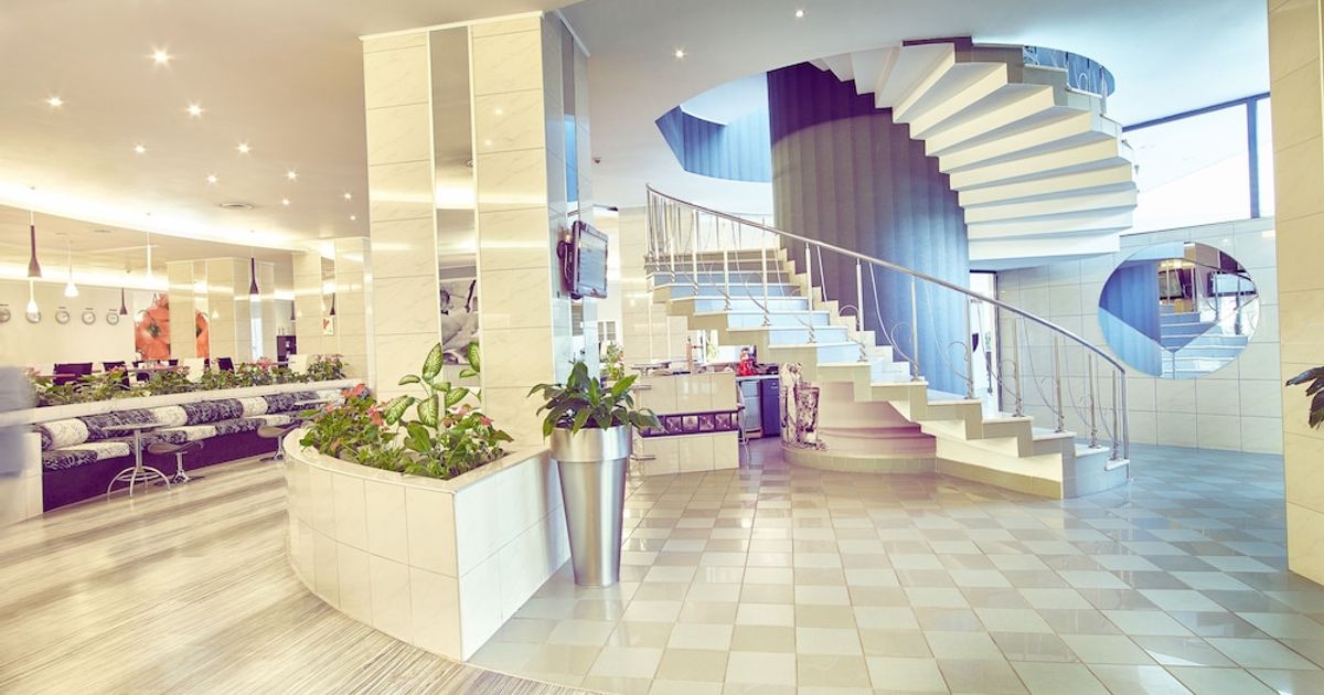 Continental Forum Arad from $73. Arad Hotel Deals & Reviews - KAYAK
