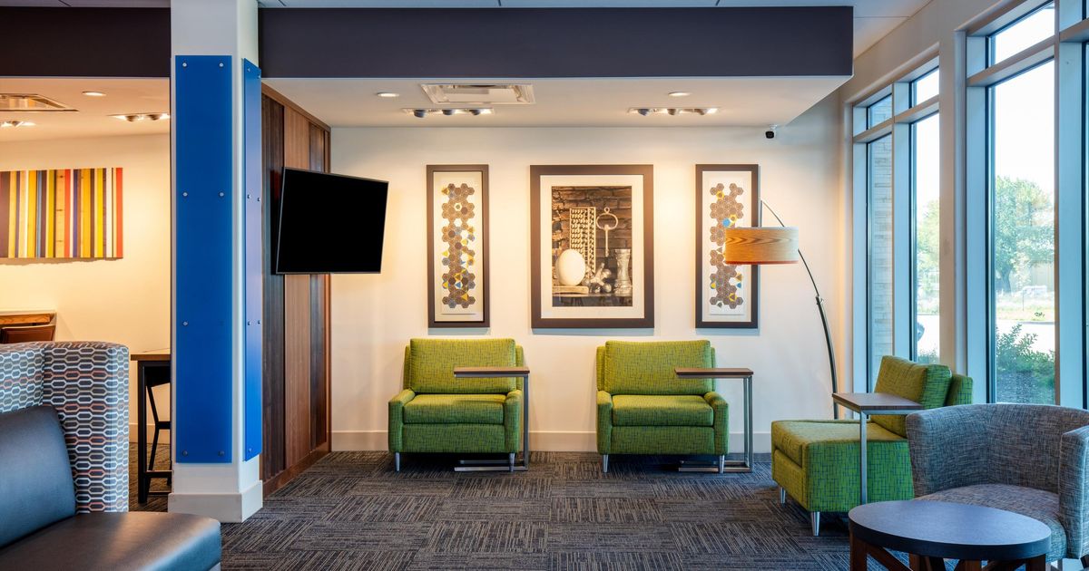 Holiday Inn Express & Suites Beloit By IHG from $88. Beloit Hotel Deals ...