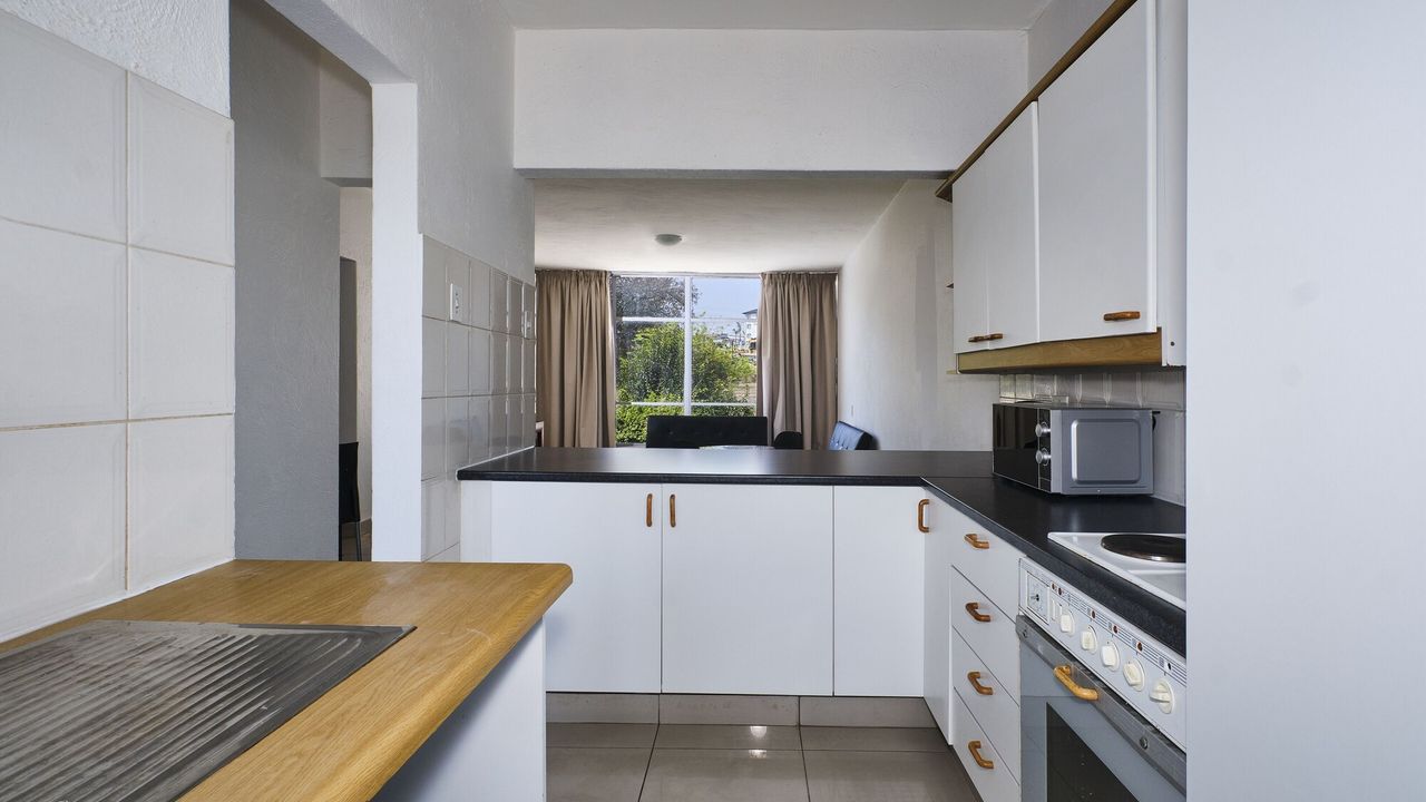 Inn & Out Sandton Park in Johannesburg, South Africa from R167: Deals ...