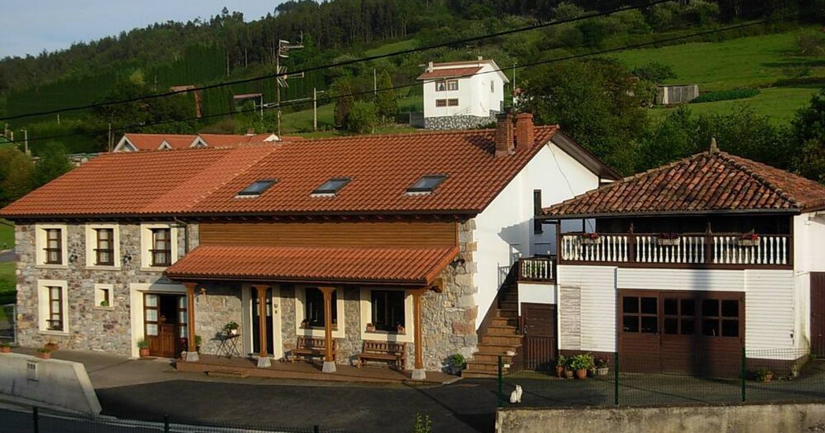 La Llosa Rodré from $103. Carreño Hotel Deals & Reviews - KAYAK