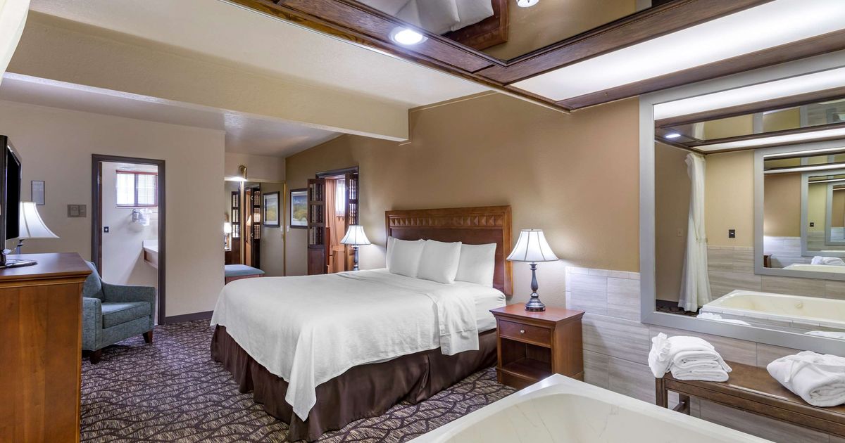 Best Western Dunmar Inn from $86. Evanston Hotel Deals & Reviews - KAYAK