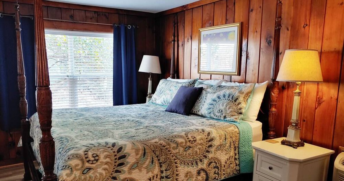 Mckinley Edwards Inn from $225. Bryson City Hotel Deals & Reviews - KAYAK