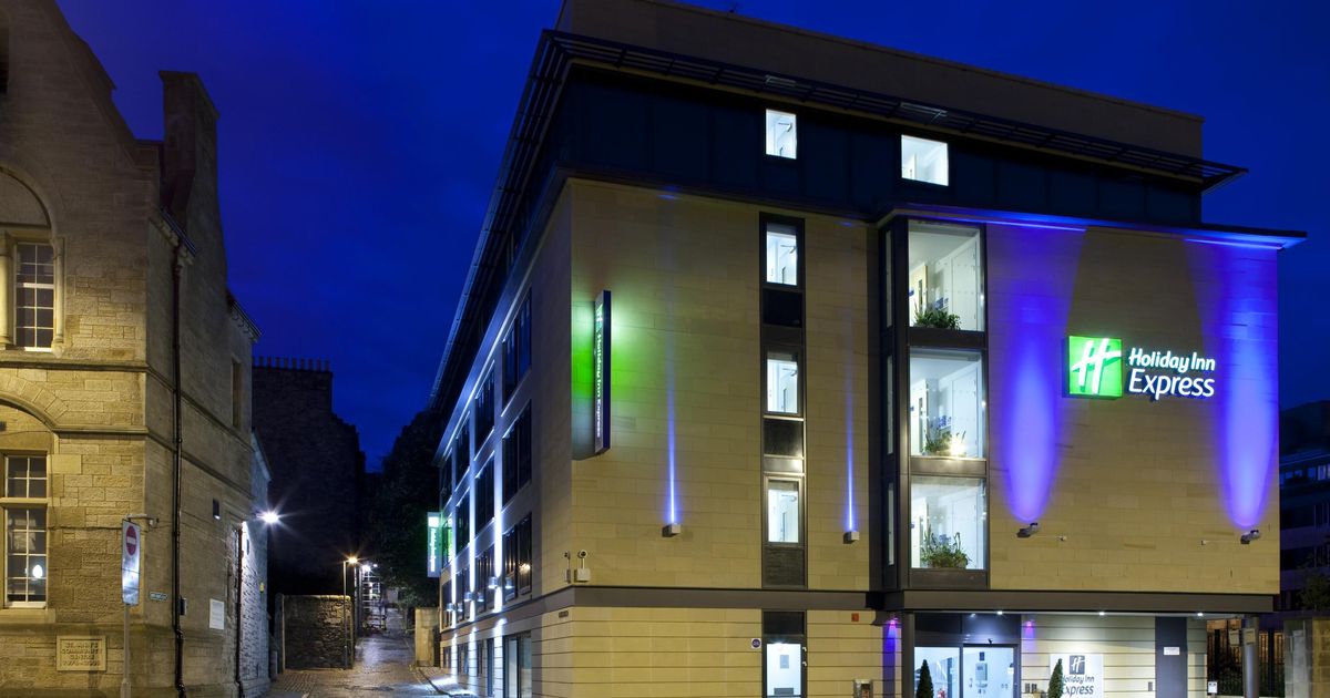 Holiday Inn Express Edinburgh - Royal Mile £70. Edinburgh Hotel Deals ...