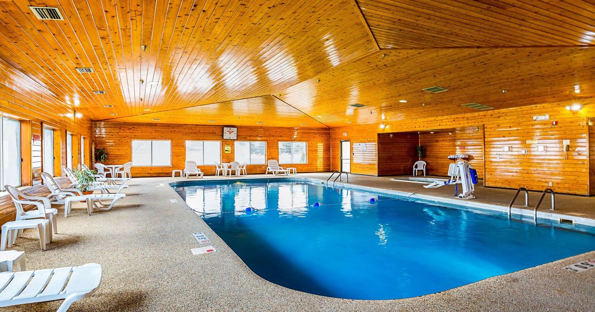 Quality Inn Mitchell I-90 from $79. Mitchell Hotel Deals & Reviews - KAYAK