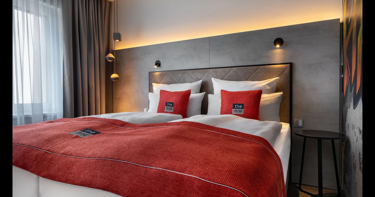 Holiday Inn - the niu, Hide Berlin Friedrichshain by IHG w Berlinie, w ...