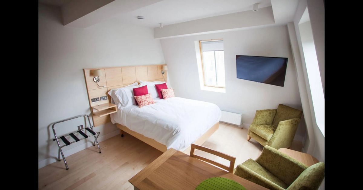 The Alma Rooms in London, the United Kingdom from $210: Deals, Reviews ...