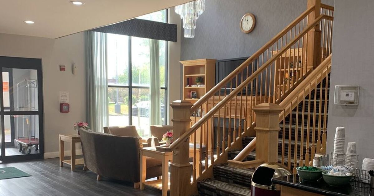 Quality Inn & Suites Quantico from $66. Stafford Hotel Deals & Reviews ...