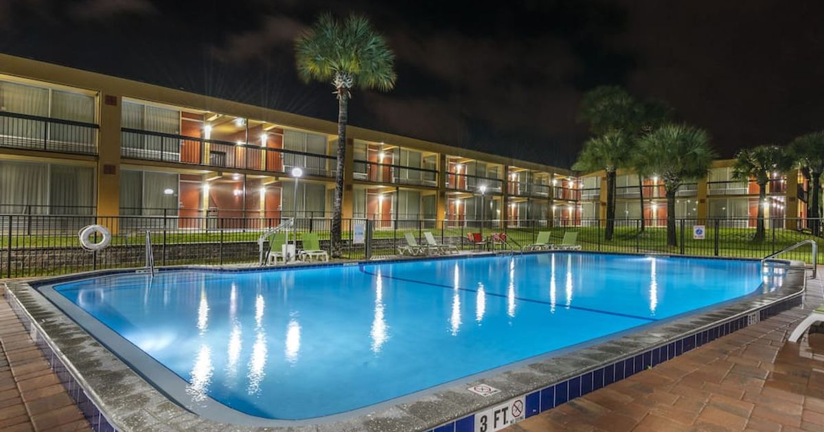 Quality Inn and Suites Palatka Riverfront £61. Palatka Hotel Deals ...