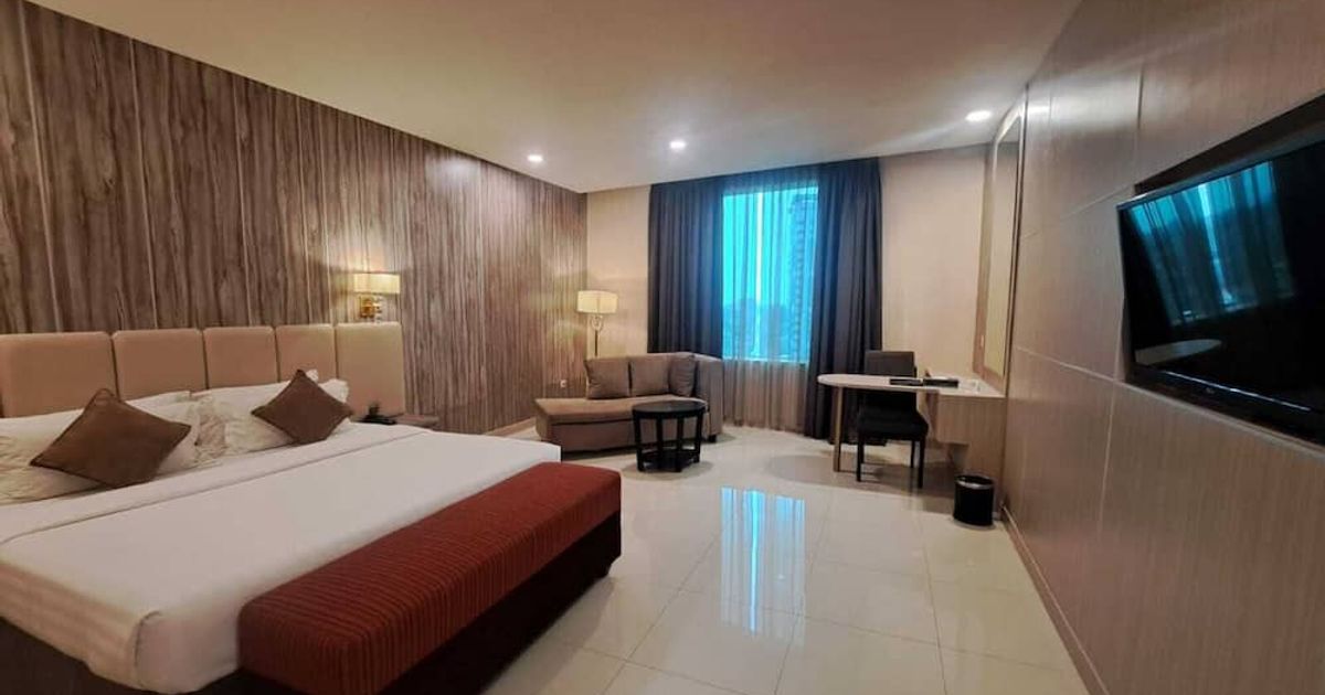 Grand Paragon Hotel S$ 30. Jakarta Hotel Deals & Reviews - KAYAK