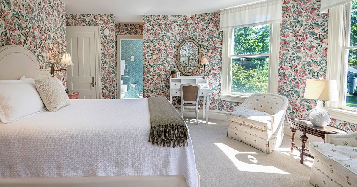 The West Lane Inn from $394. Ridgefield Hotel Deals & Reviews - KAYAK