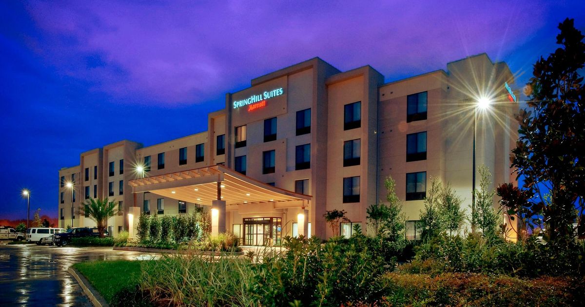 SpringHill Suites by Marriott Baton Rouge North/Airport £66. Baton ...