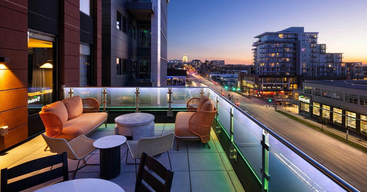Moxy Madison Downtown from $117. Madison Hotel Deals & Reviews - KAYAK