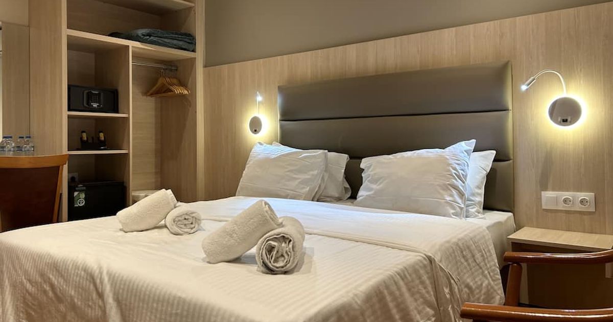 Anemoni Piraeus Hotel from $55. Piraeus Hotel Deals & Reviews - KAYAK