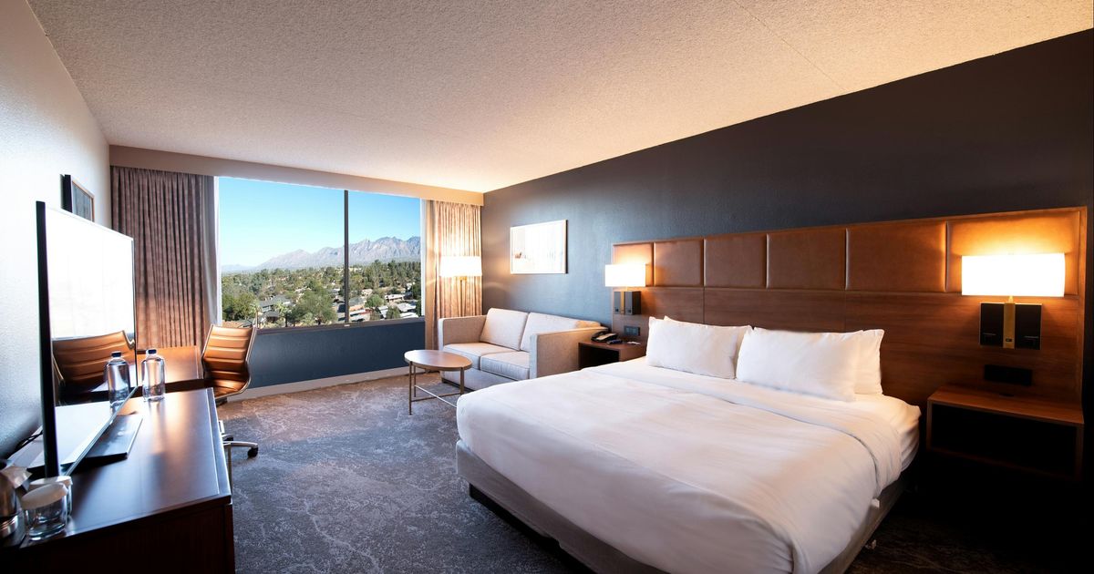 DoubleTree by Hilton Tucson- Reid Park, Tucson | HotelsCombined