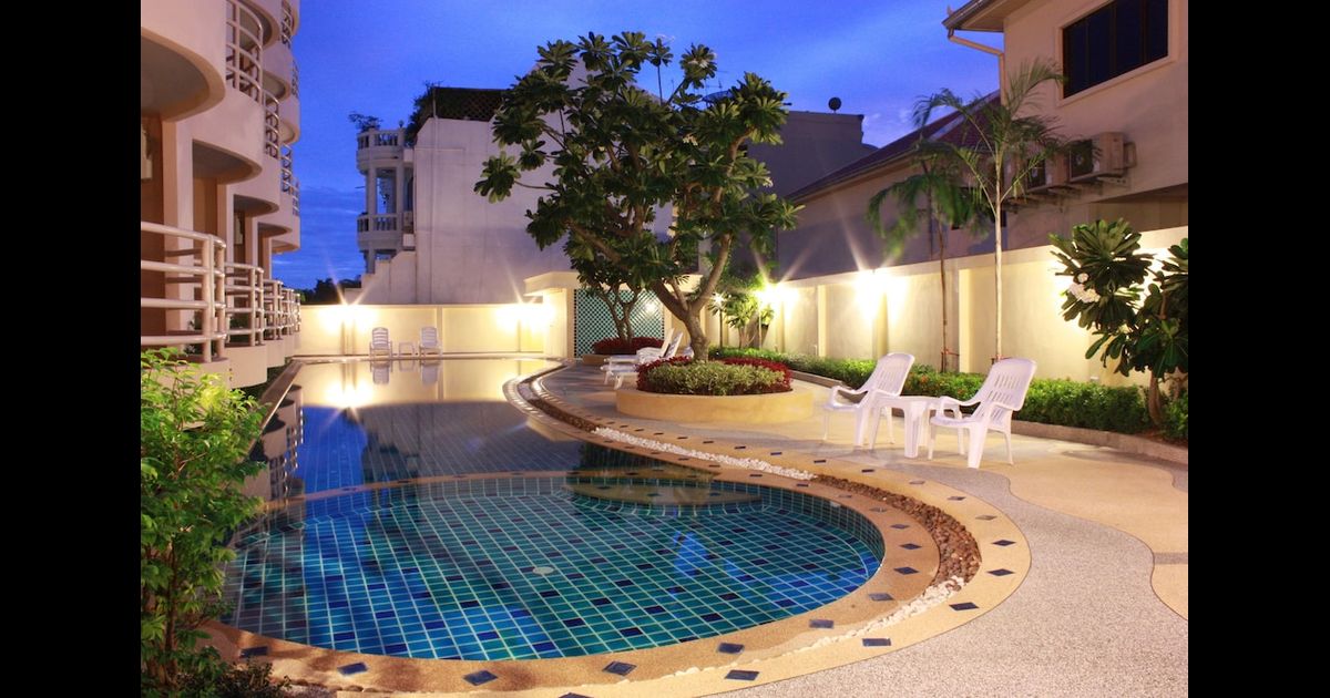 Phu View Talay Resort in Pattaya, in Thailand ab 18 €: Angebote ...