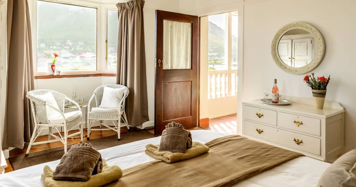 The Muize from $55. Cape Town Hotel Deals & Reviews - KAYAK