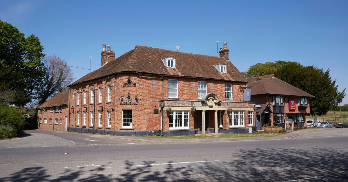Wheatsheaf by Chef & Brewer Collection £46. Basingstoke Hotel Deals ...