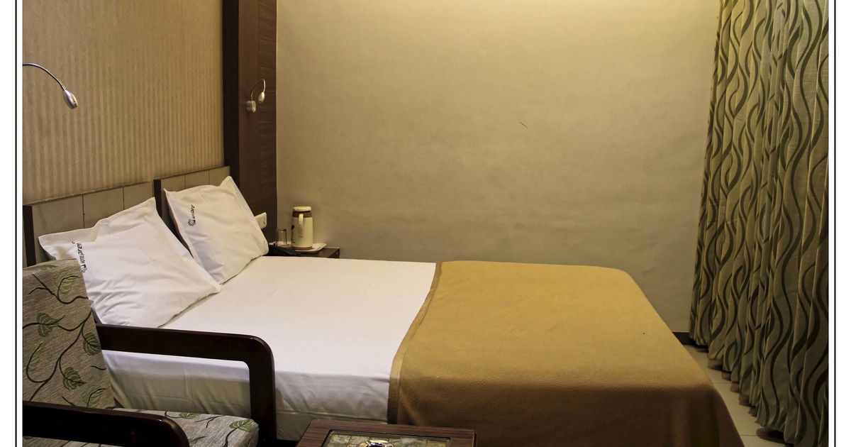 Hotel Prem Nivas £8. Madurai Hotel Deals & Reviews - KAYAK