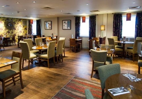 Premier Inn Leeds City - Elland Road £51. Leeds Hotel Deals & Reviews ...