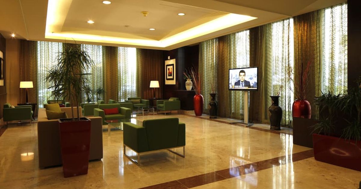 Holiday Inn Riyadh - Olaya from $75. Riyadh Hotel Deals & Reviews - KAYAK