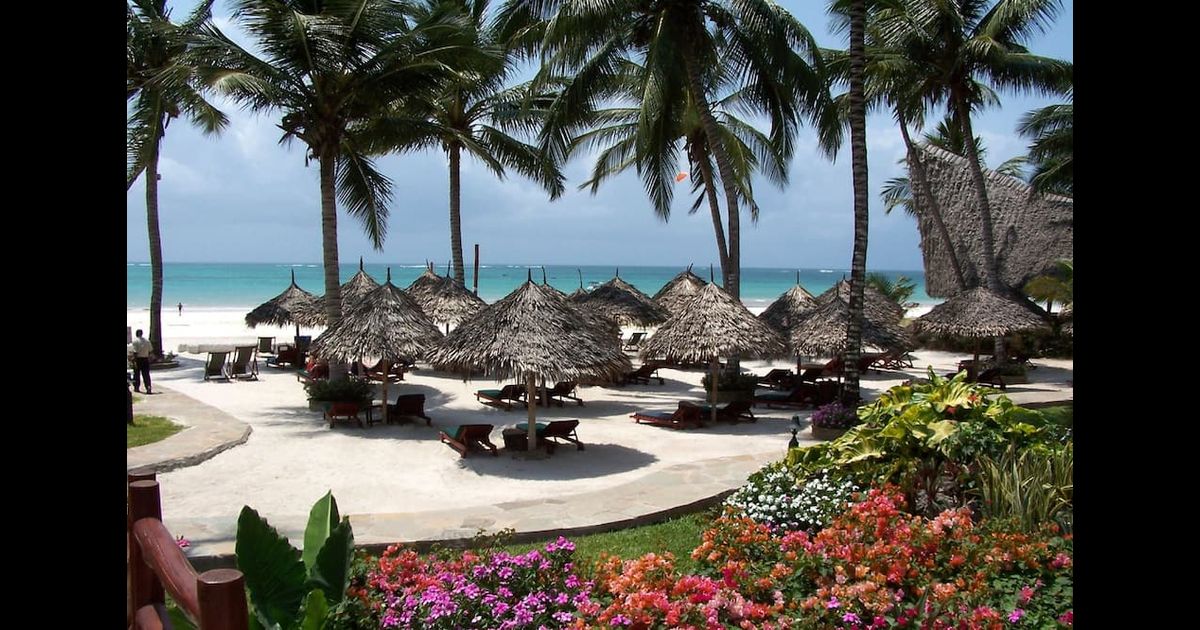 Pinewood Beach Resort and Spa in Mombasa, Kenya from £131: Deals ...