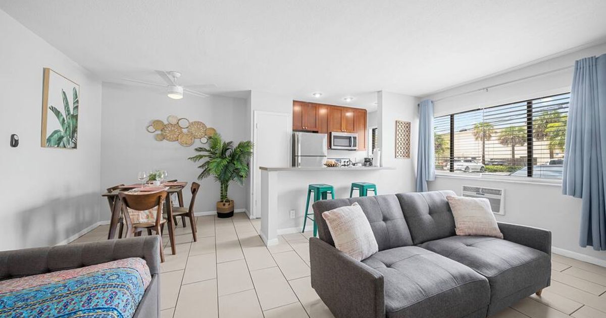 Bayview Apartments By Lowkl from $82. Fort Lauderdale Hotel Deals ...