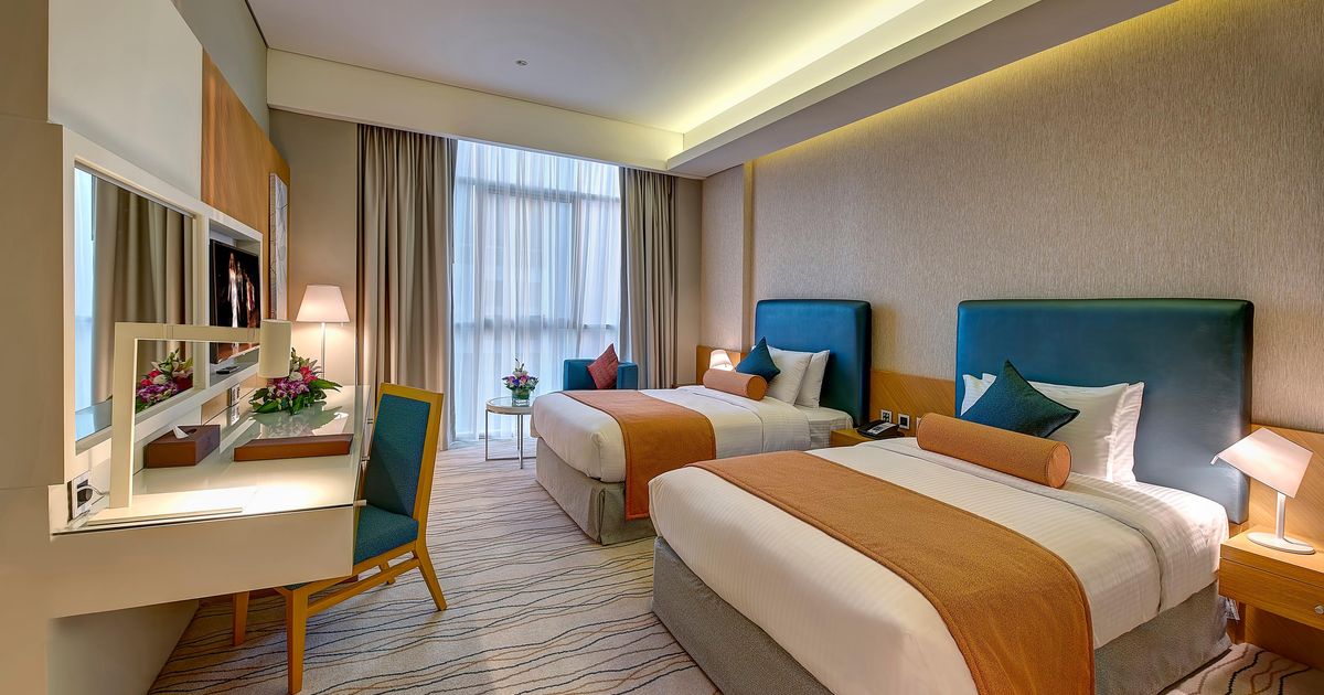 Royal Continental Hotel à partir de 32 €. Hôtels à Garhoud - KAYAK