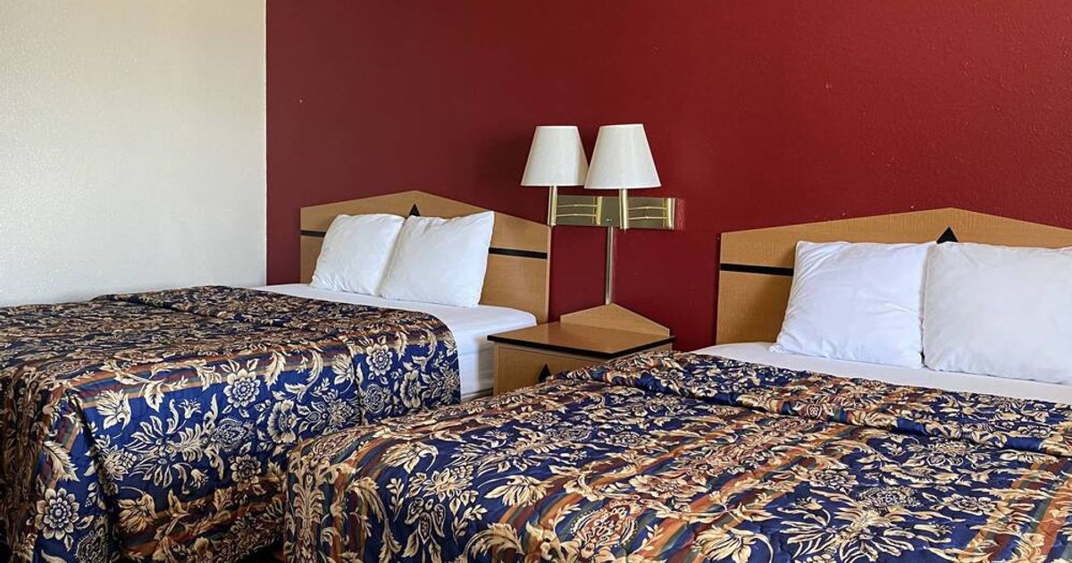 Newton Inn in Newton, Ks from $70. Newton Hotel Deals & Reviews - KAYAK