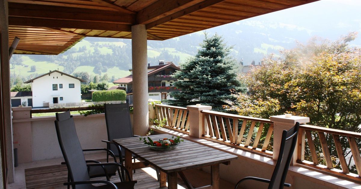 Ferienhof Kampfl ab 117 €. Hotels in Fügen - KAYAK