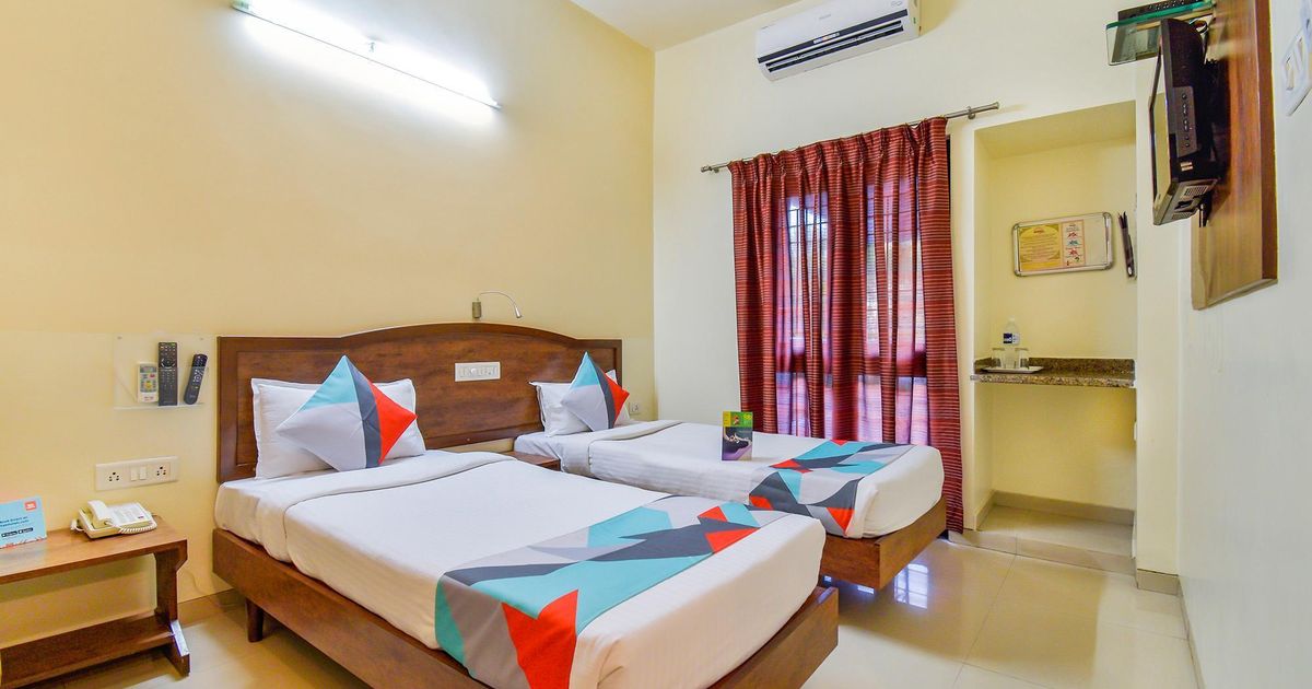 Fabexpress Ashiyana . Pune Hotel Deals & Reviews - KAYAK