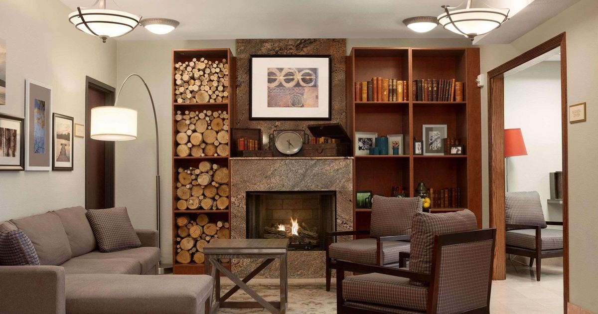 Country Inn & Suites by Radisson, Dearborn, MI £46. Dearborn Hotel ...