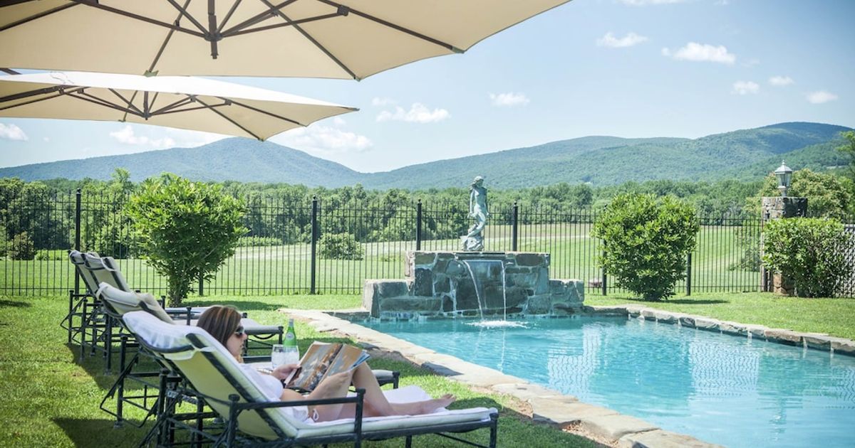 Glen Gordon Manor from $239. Huntly Hotel Deals & Reviews - KAYAK