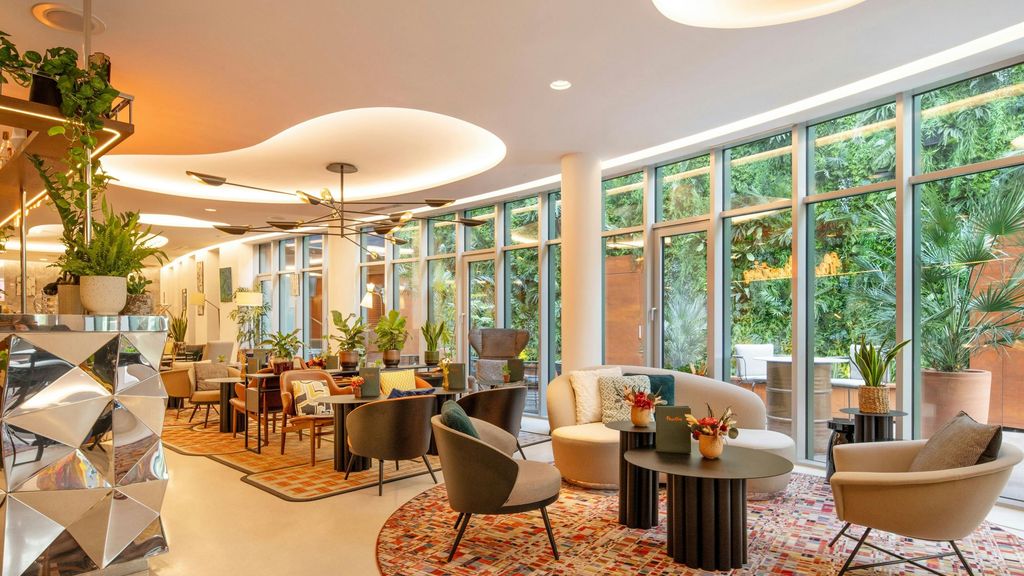 Renaissance Paris Republique Hotel, Paris | HotelsCombined