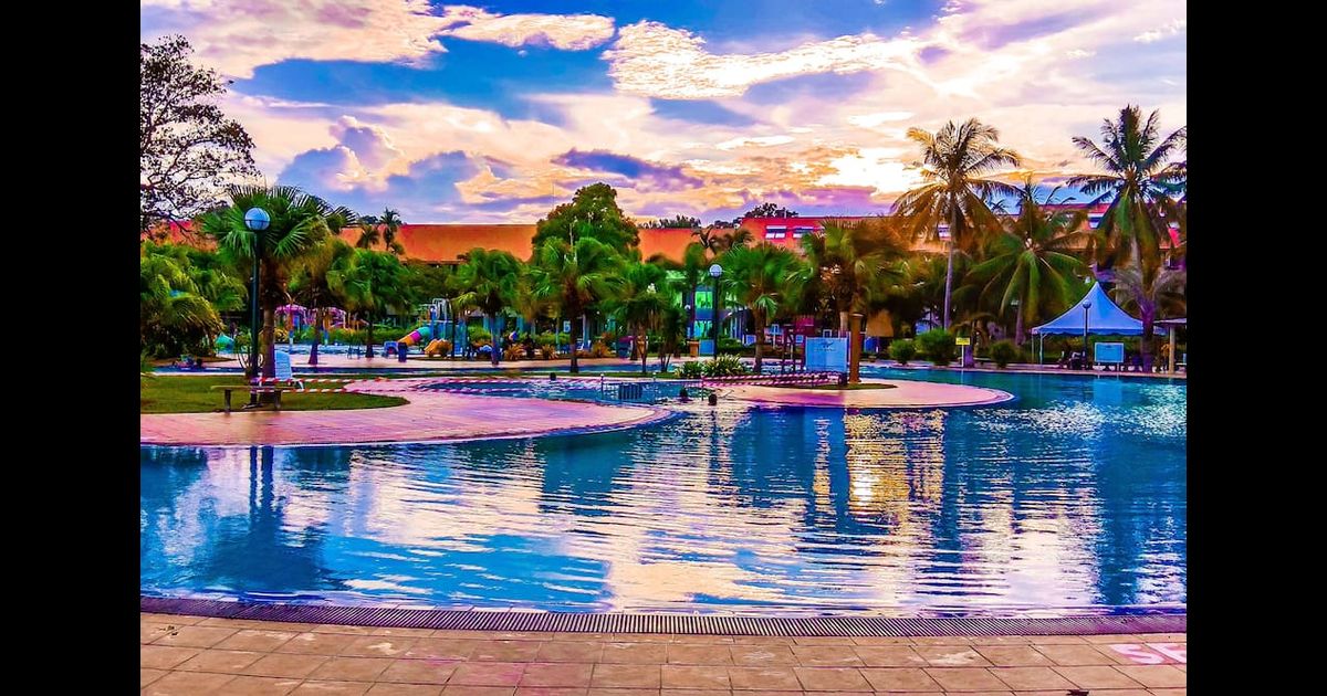 De Rhu Beach Resort in Kuantan, Malaysia from $33: Deals, Reviews ...