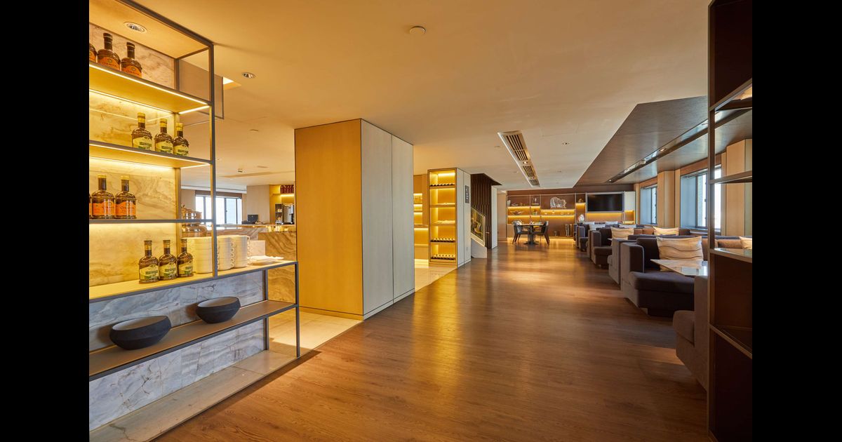 Radisson Collection Hotel, Yangtze Shanghai in Shanghai, China from ...