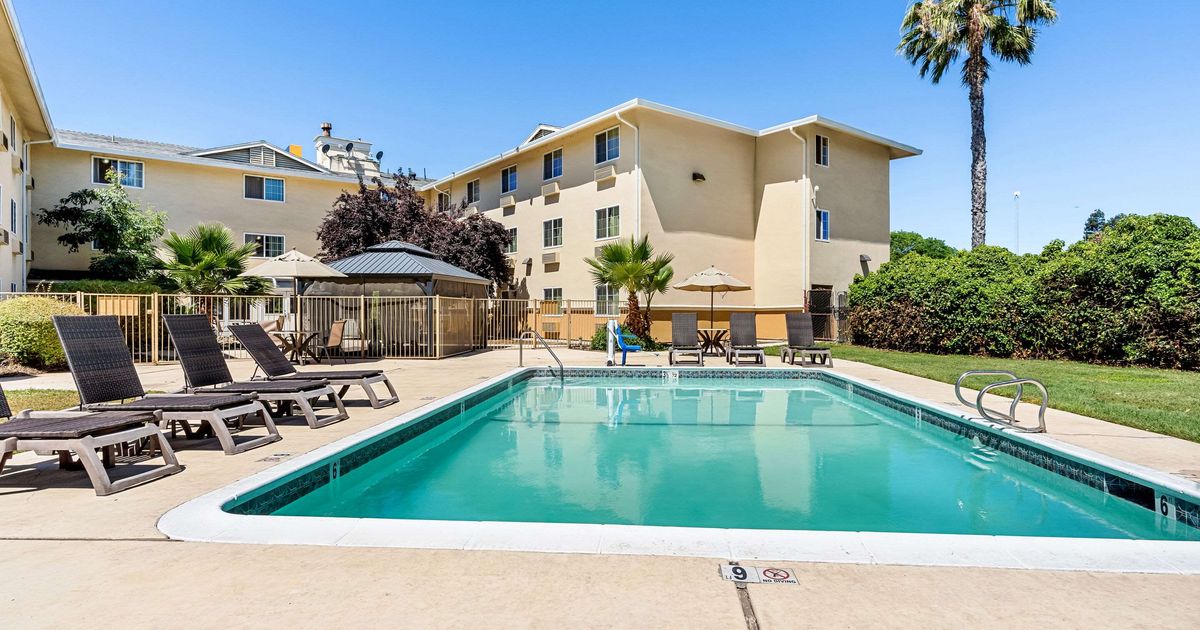 Comfort Inn Modesto $125. Modesto Hotel Deals & Reviews - KAYAK