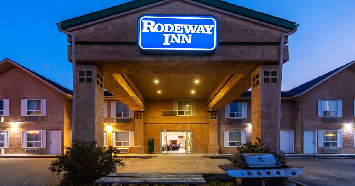 Rodeway Inn from $54. Edson Hotel Deals & Reviews - KAYAK
