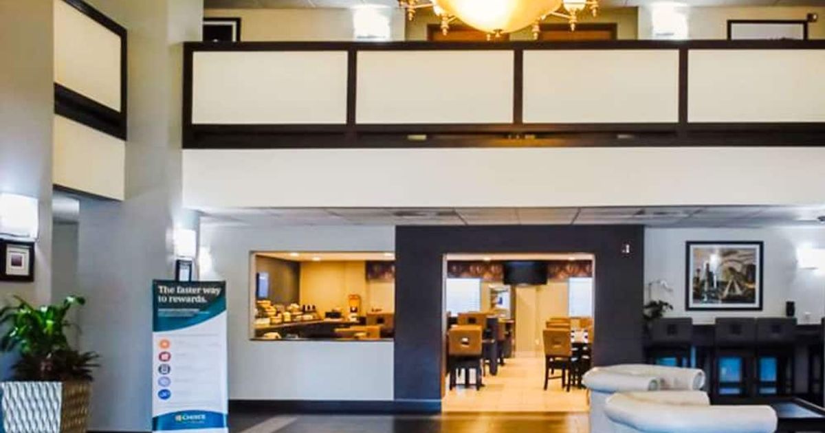 Comfort Inn Kent - Seattle £66. Kent Hotel Deals & Reviews - KAYAK