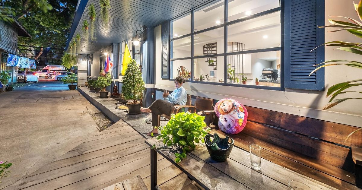 Visut House from $19. Bangkok Hotel Deals & Reviews - KAYAK