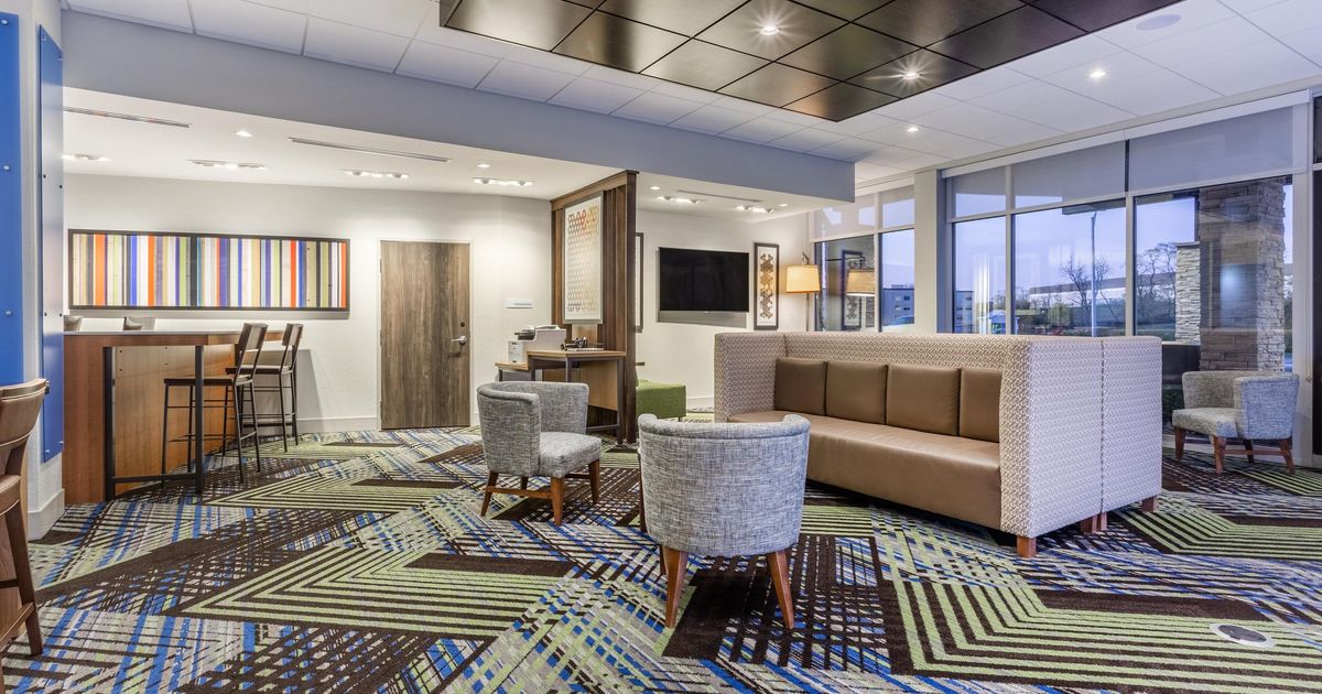 Holiday Inn Express & Suites Florence - Cincinnati Airport By IHG from ...