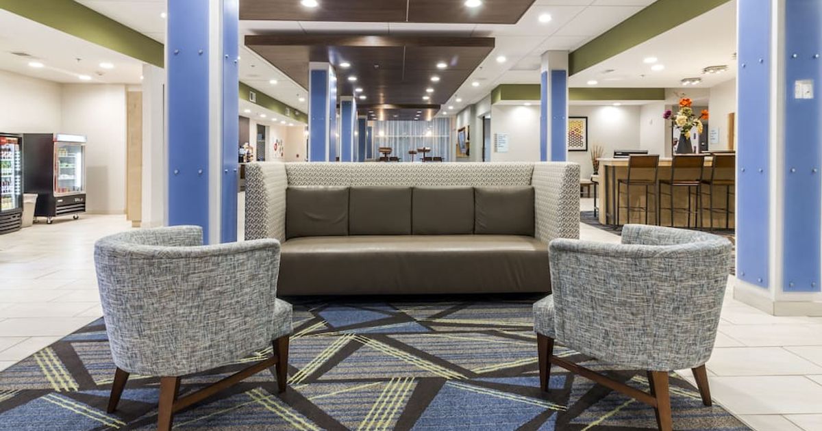 Holiday Inn Express Villa Rica By IHG from $120. Villa Rica Hotel Deals ...