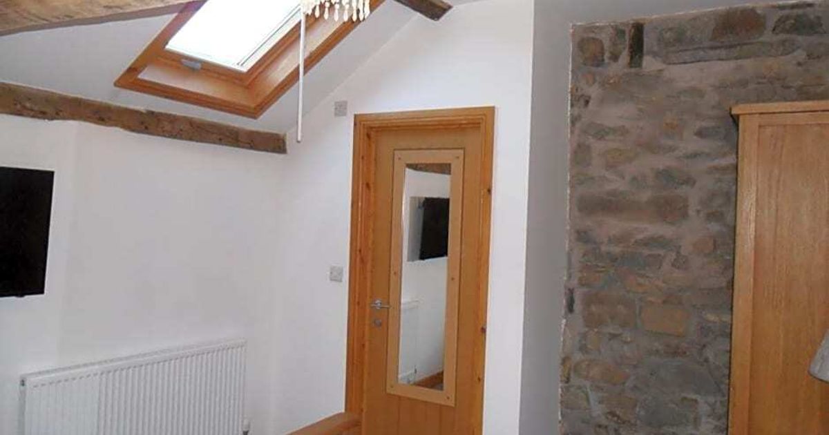 The Bear £65. Rhayader Hotel Deals & Reviews - KAYAK