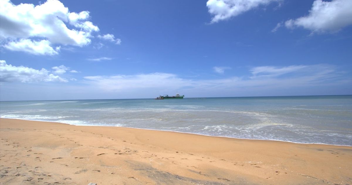 Amagi Beach from $44. Marawila Hotel Deals & Reviews - KAYAK