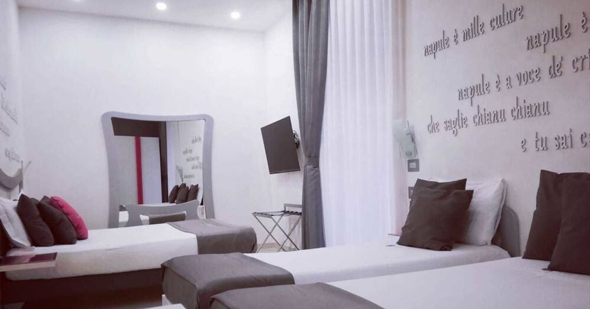 Hotel Nunù desde $76 ($̶3̶8̶5̶). Nápoles Hoteles - KAYAK