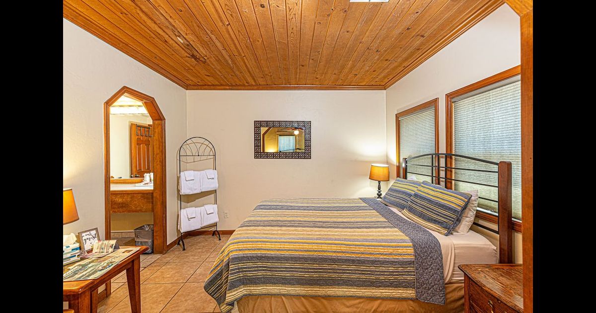 River Rock Inn a Mariposa, gli Stati Uniti da 69 €: offerte, recensioni ...