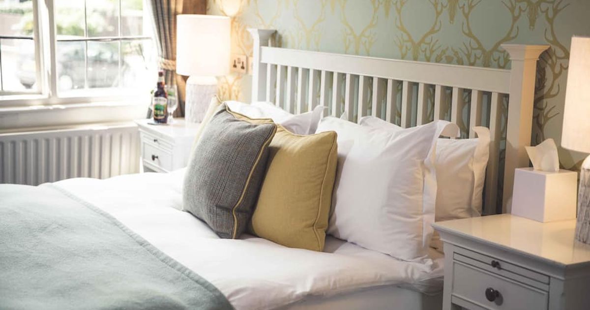 The Stag on the River £76. Godalming Hotel Deals & Reviews - KAYAK