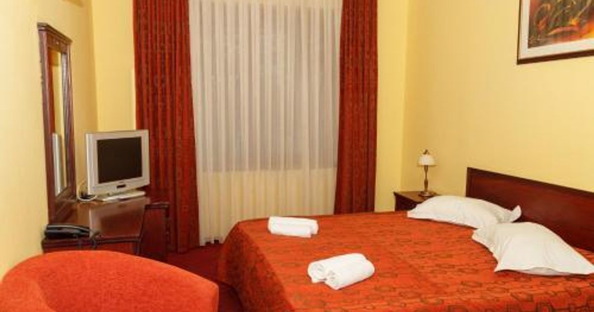 Hotel Elyon Dej . Dej Hotel Deals & Reviews - KAYAK