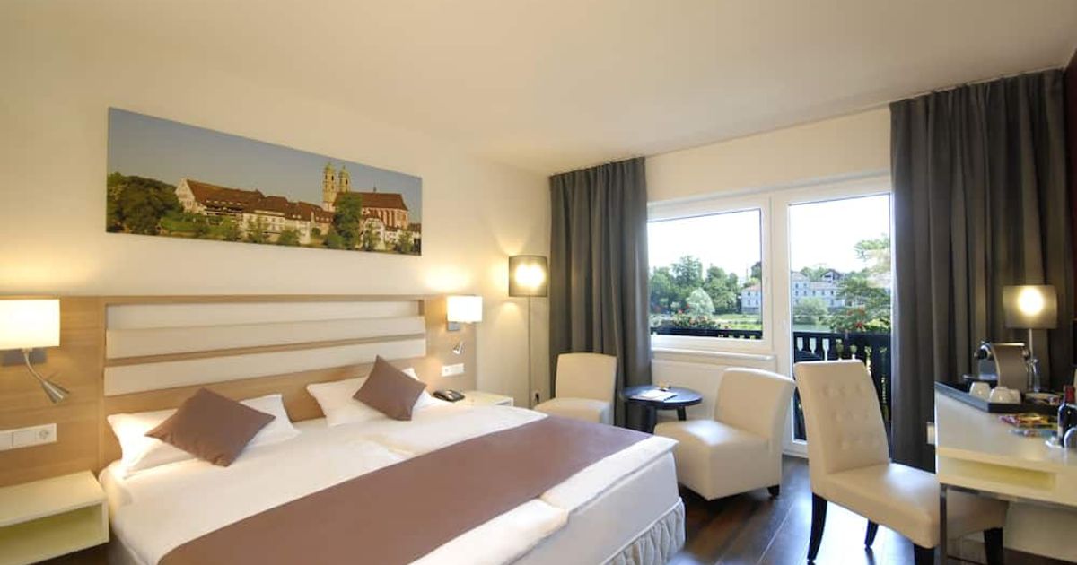 Hotel Goldener Knopf from $94. Bad Saeckingen Hotel Deals & Reviews - KAYAK