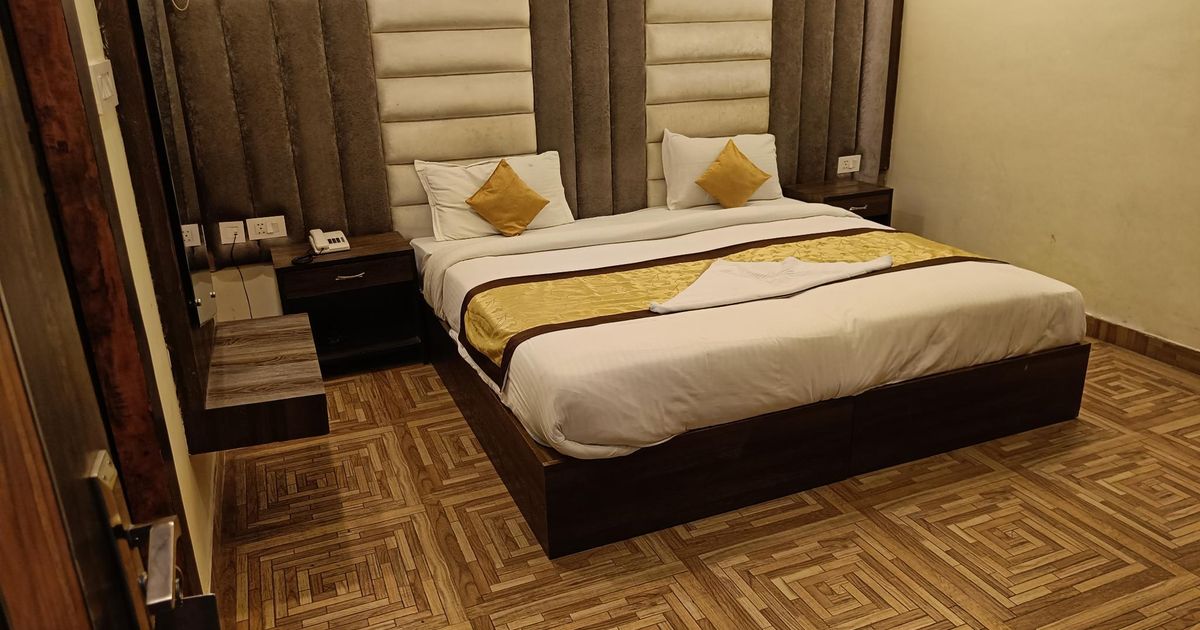 The Grand Orion from $18. Lucknow Hotel Deals & Reviews - KAYAK